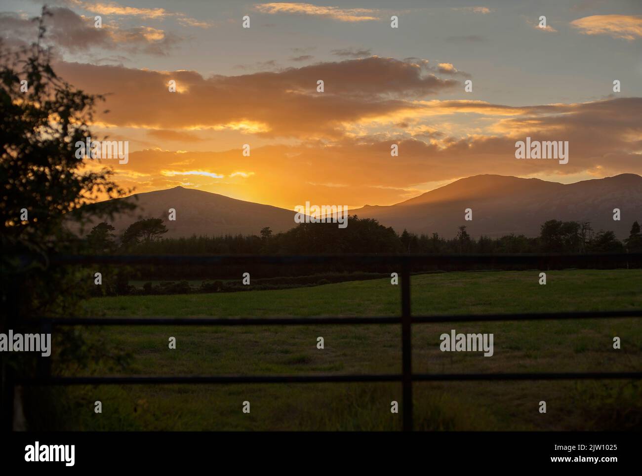 Welsh mountains hi-res stock photography and images - Alamy