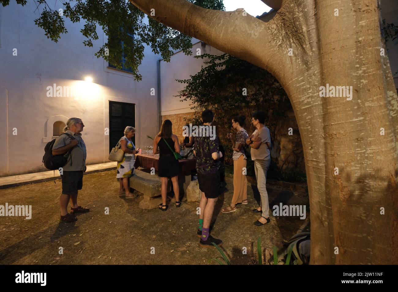 Monica fiol hi-res stock photography and images - Alamy