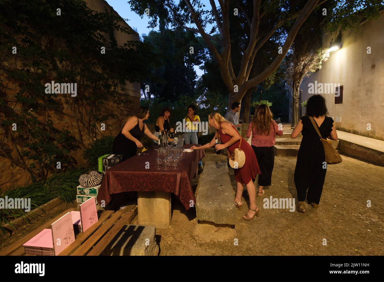 Monica fiol hi-res stock photography and images - Alamy