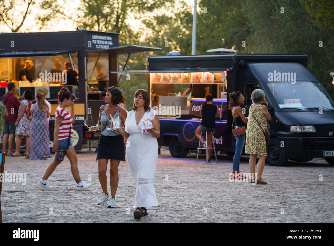 food truck area, Trio Tanxugueiras, Sanctuary of Consolation, Sant Joan ...