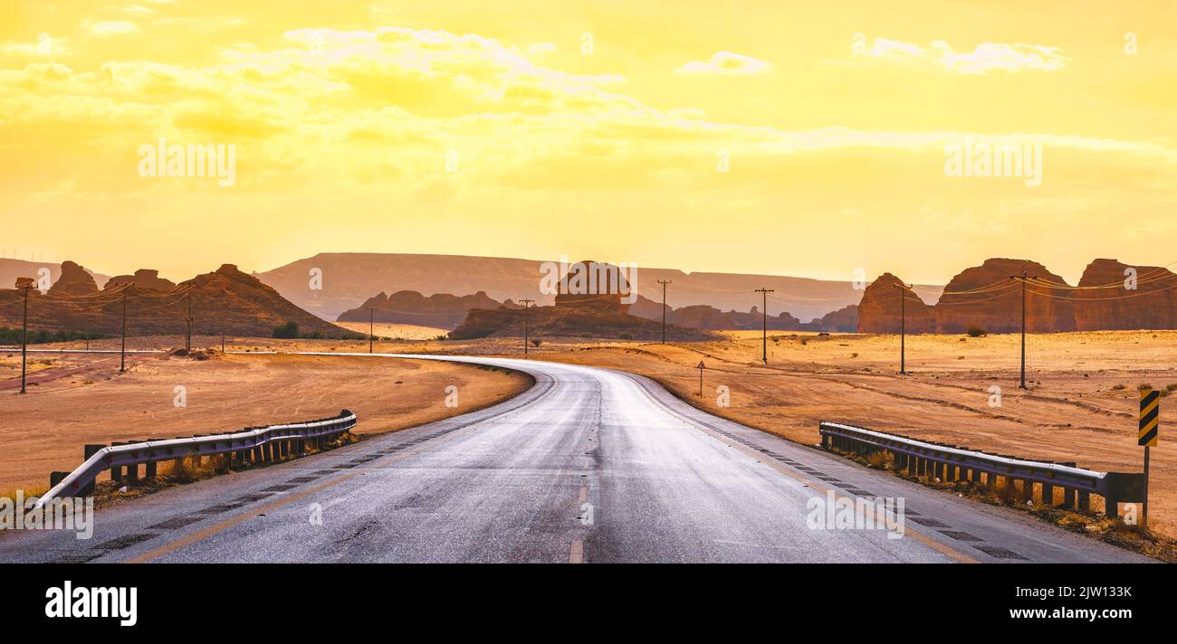 Saudi desert road hi-res stock photography and images - Alamy