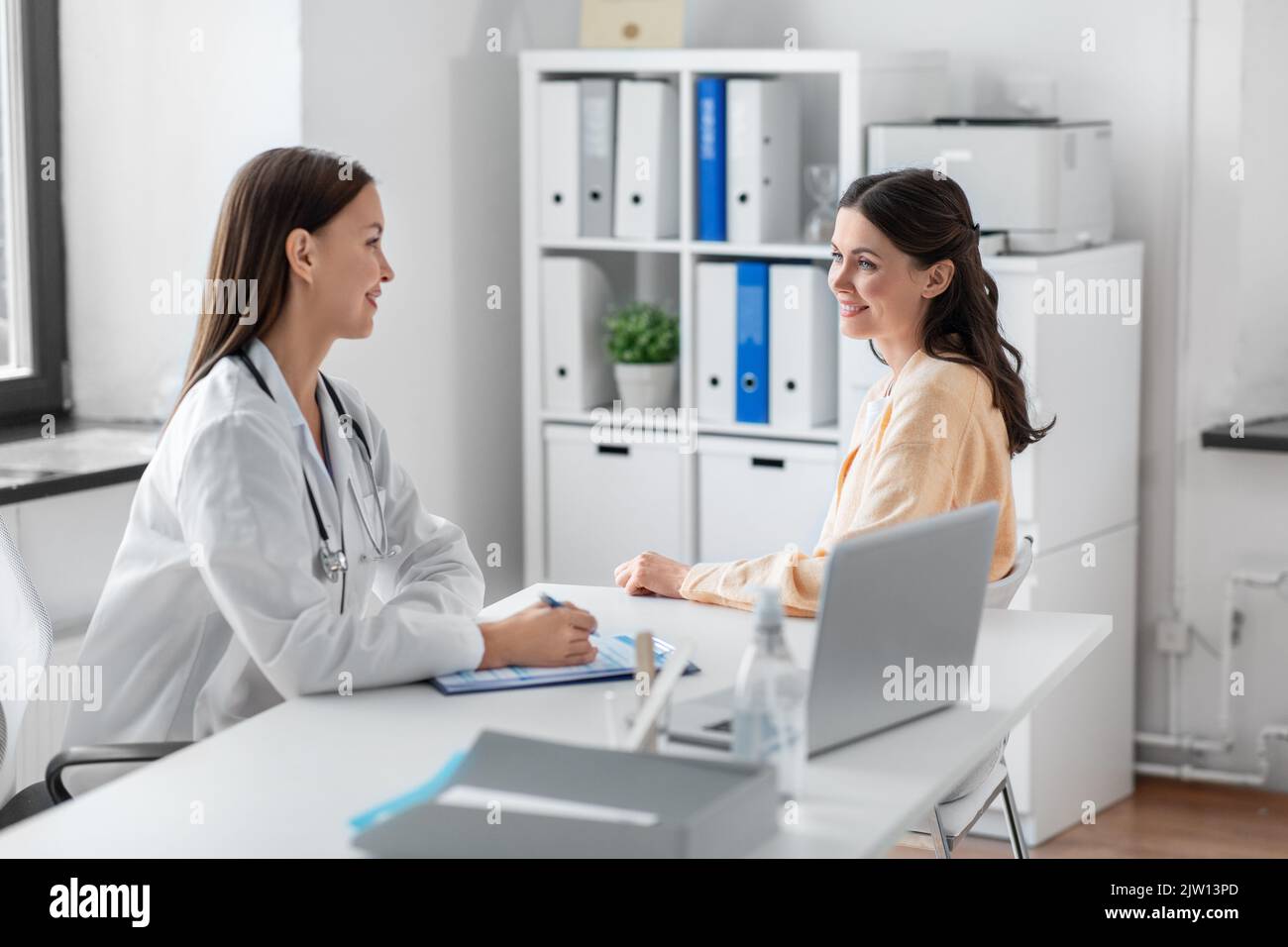 Woman medical exam table hi-res stock photography and images - Alamy