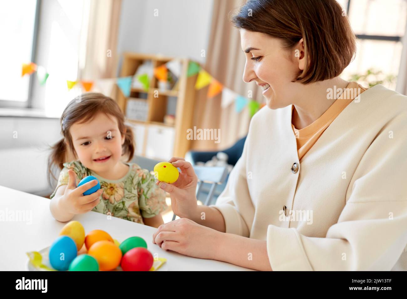 Child tapping hi-res stock photography and images - Alamy