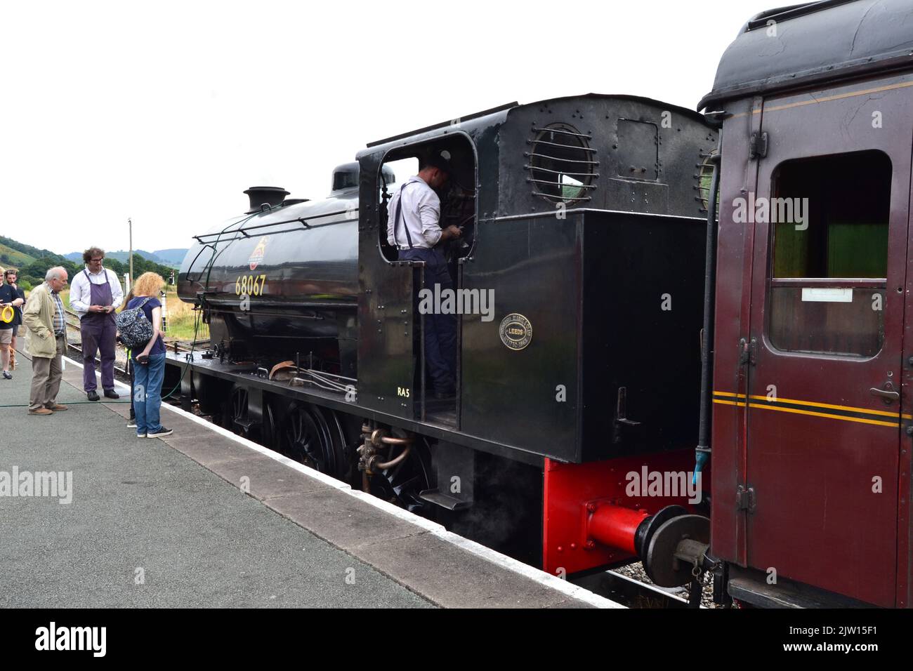 The llangollen corwen heritage railway hi-res stock photography and ...