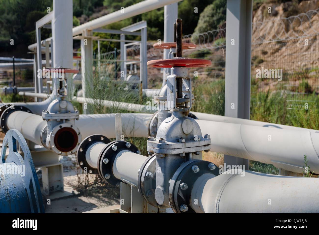 Natural gas pipe and valves hi-res stock photography and images - Alamy