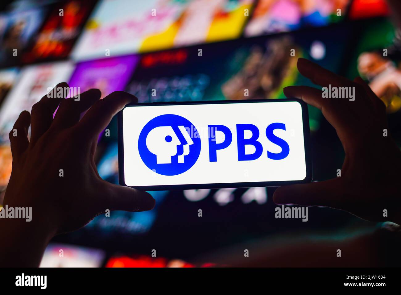 Public broadcasting service pbs logo hi-res stock photography and images - Alamy