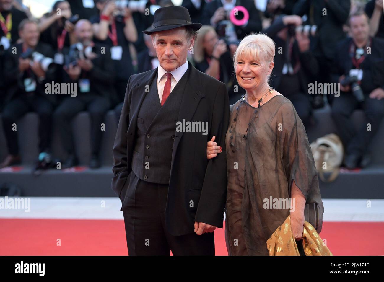 Venice, Italy. 02nd Sep, 2022. British actor Mark Rylance and his wife ...