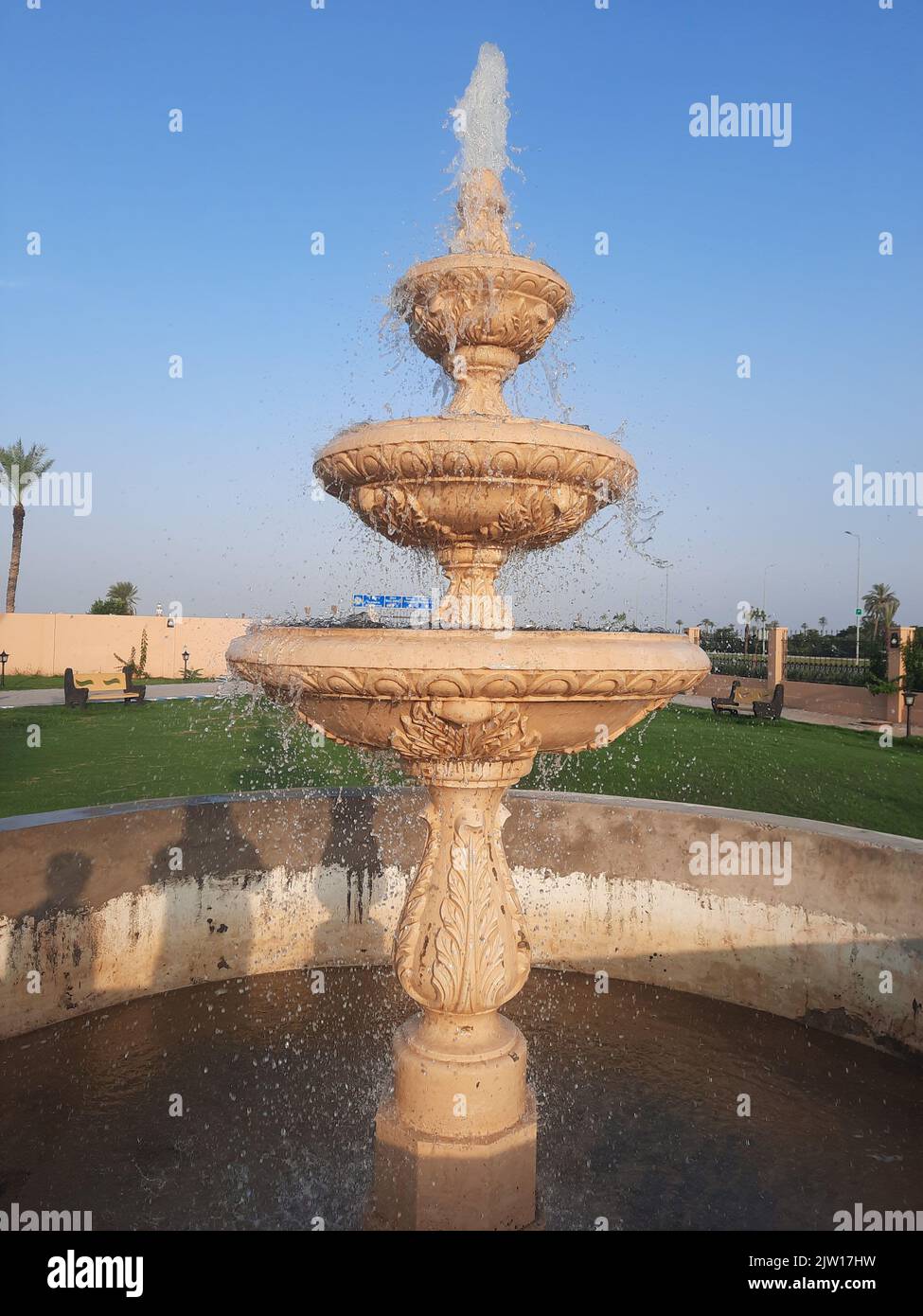 Big garden architecture hi-res stock photography and images - Alamy