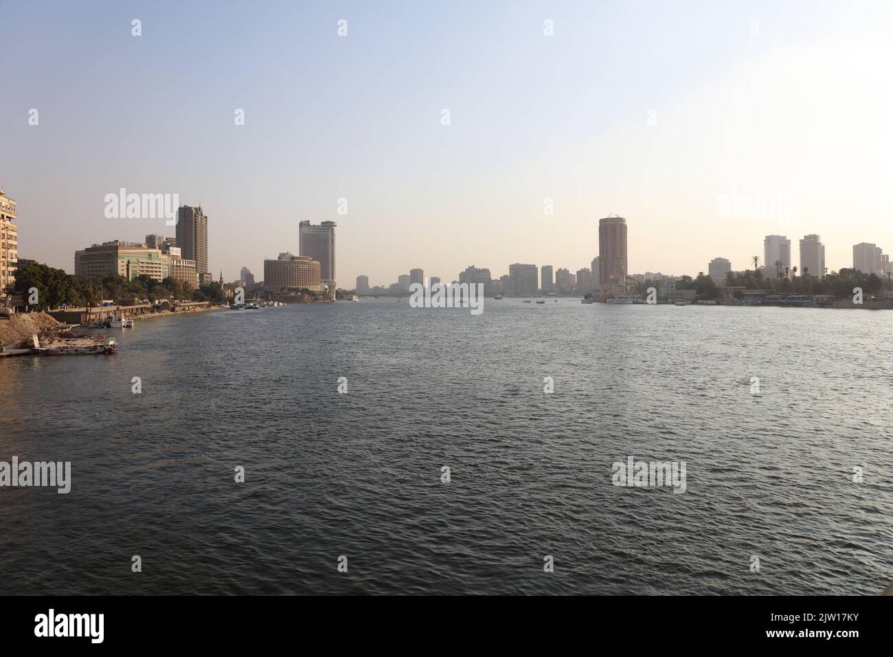 The Nile promenade from Qasr El Nil bridge Stock Photo - Alamy