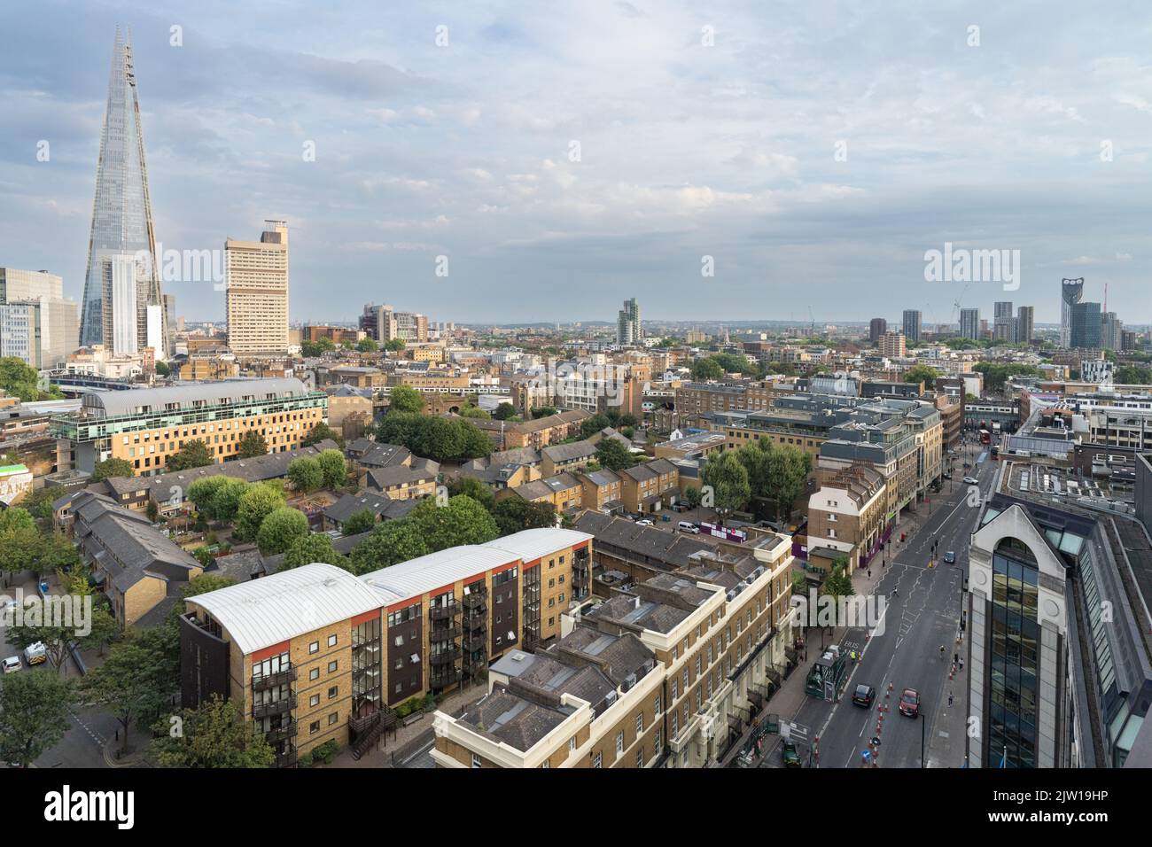 Southwark bridge road towards london bridge and elephant and castle ...