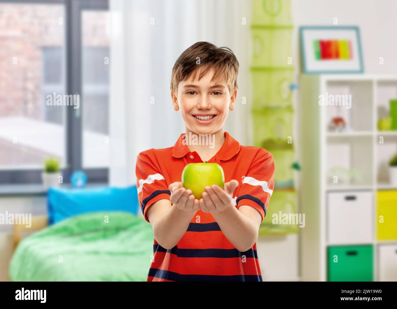 Boy apple pre teen hi-res stock photography and images - Alamy