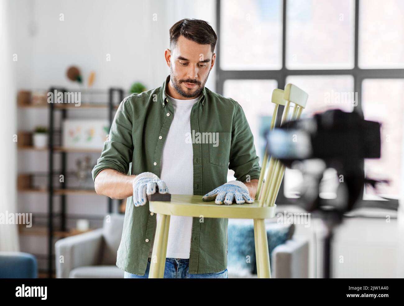 Blogger diy hi-res stock photography and images - Alamy