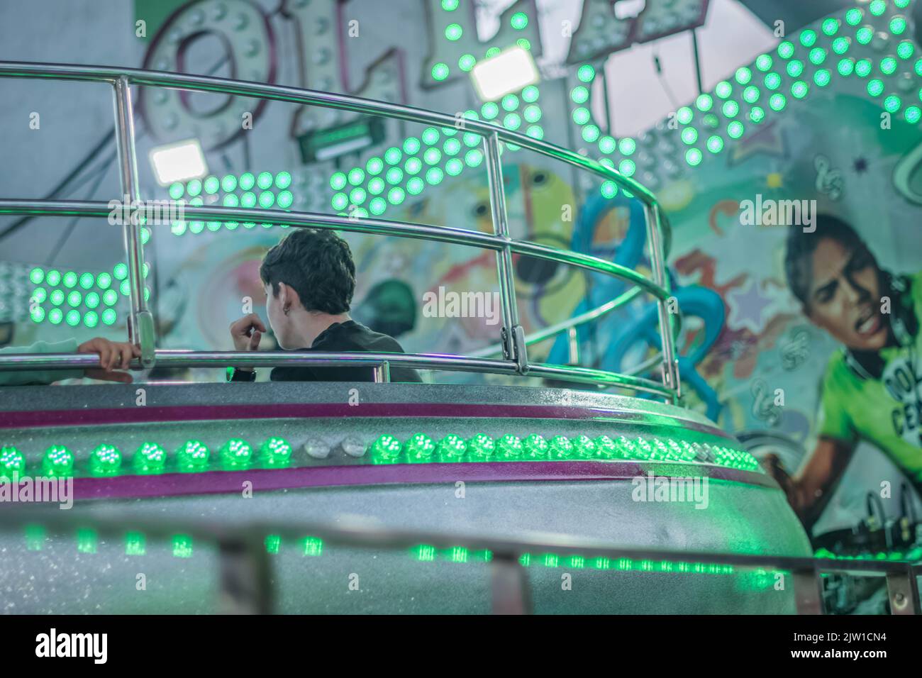 child playing at the arcade Stock Photo - Alamy