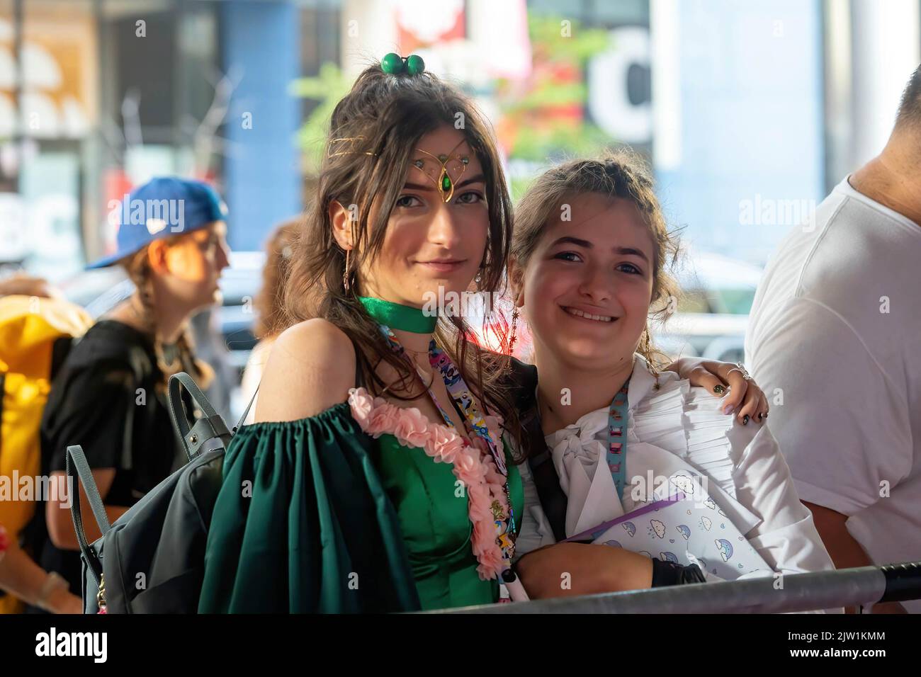 Fans pose for photos at the 2022 Buffer Festival red carpet. Buffer ...