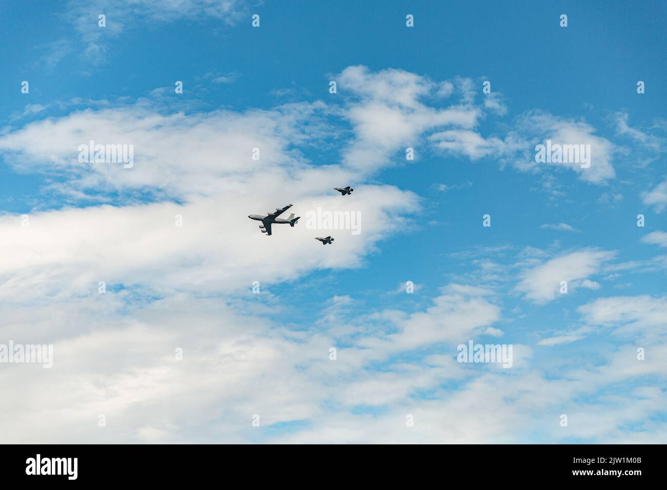 Military airplanes group hi-res stock photography and images - Alamy