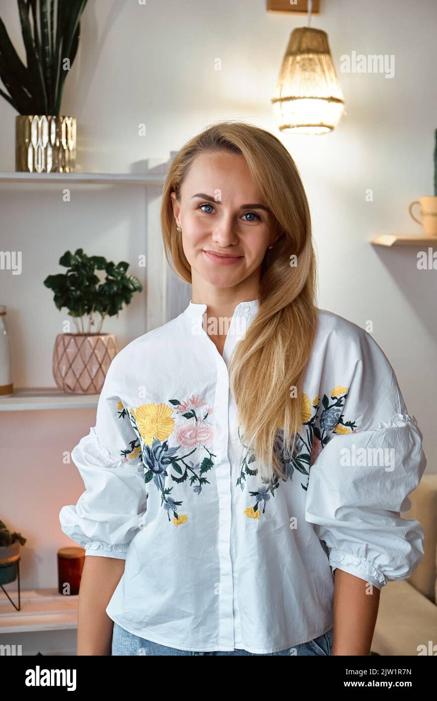 Portrait beautiful female home hi-res stock photography and images - Alamy