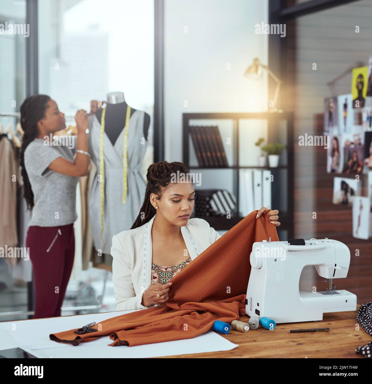 Fashion designer sewing fabric hi-res stock photography and images - Alamy