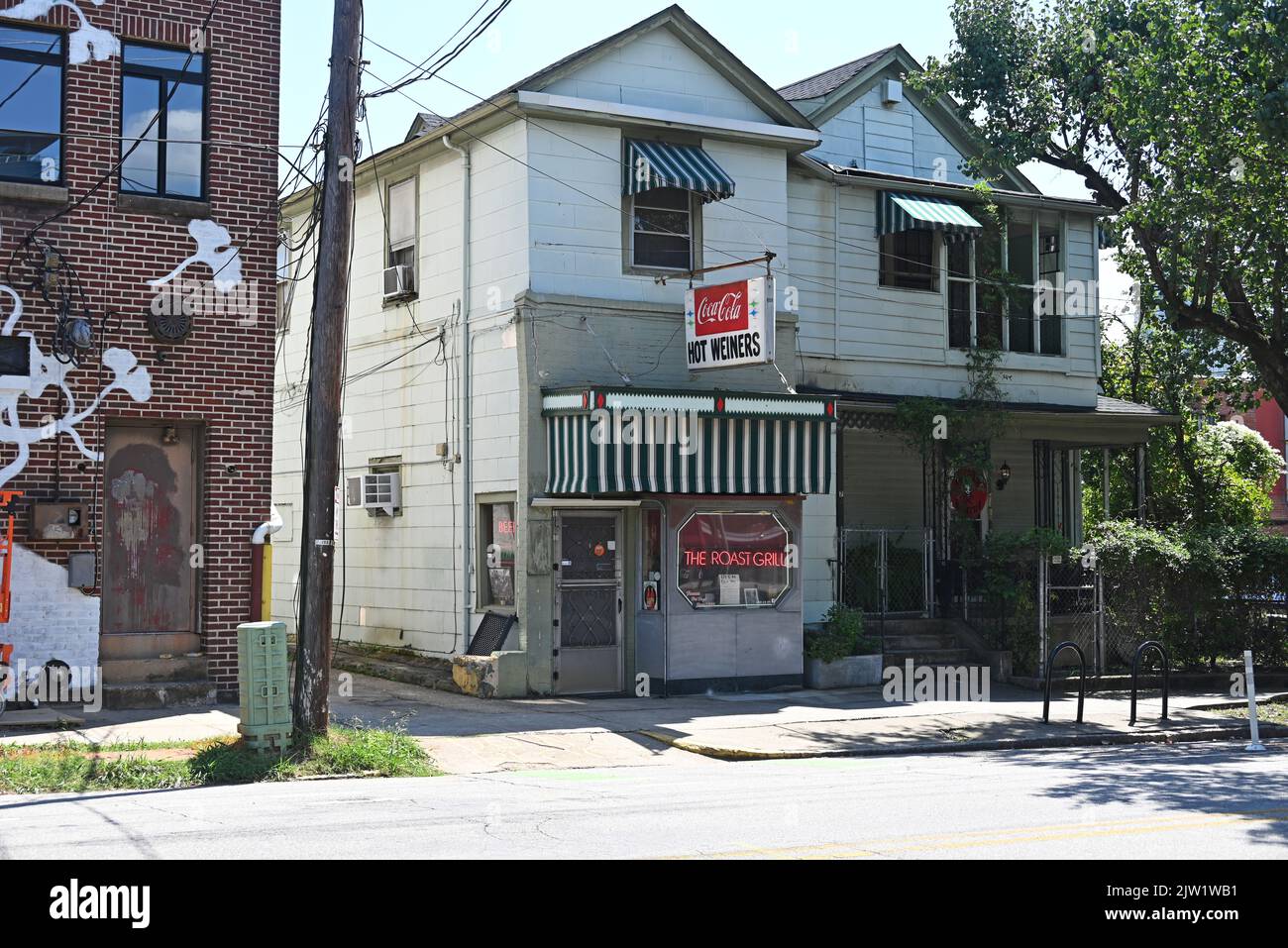 The iconic Roast Grill in downtown Raleigh has been serving hotdogs ...