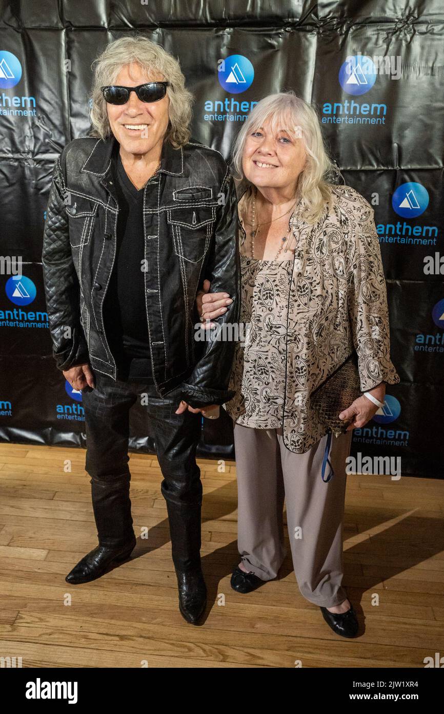 (L-R) José Feliciano and Susan Omillian attend the New York premiere of ...
