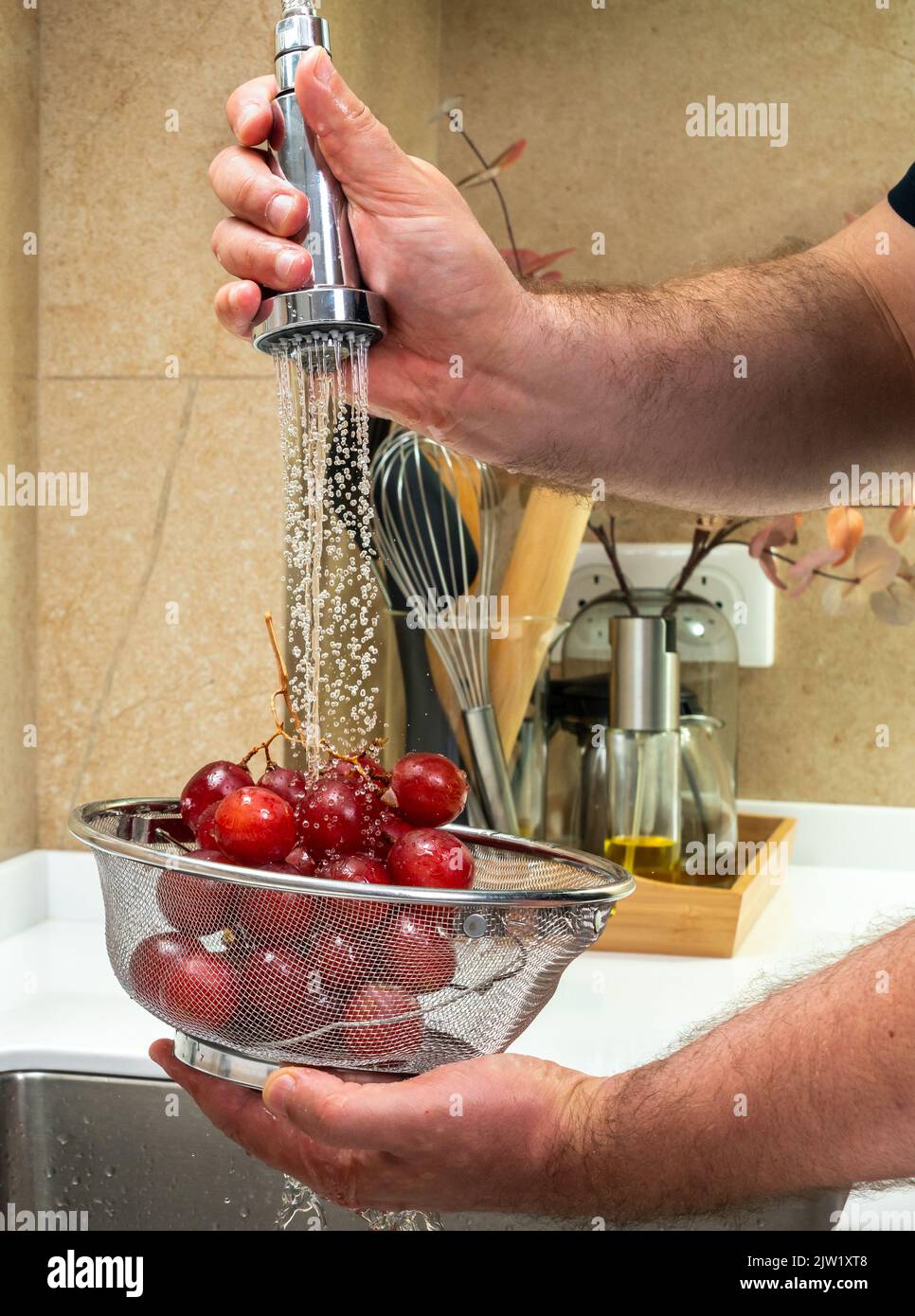 Spray of grapes hi-res stock photography and images - Alamy
