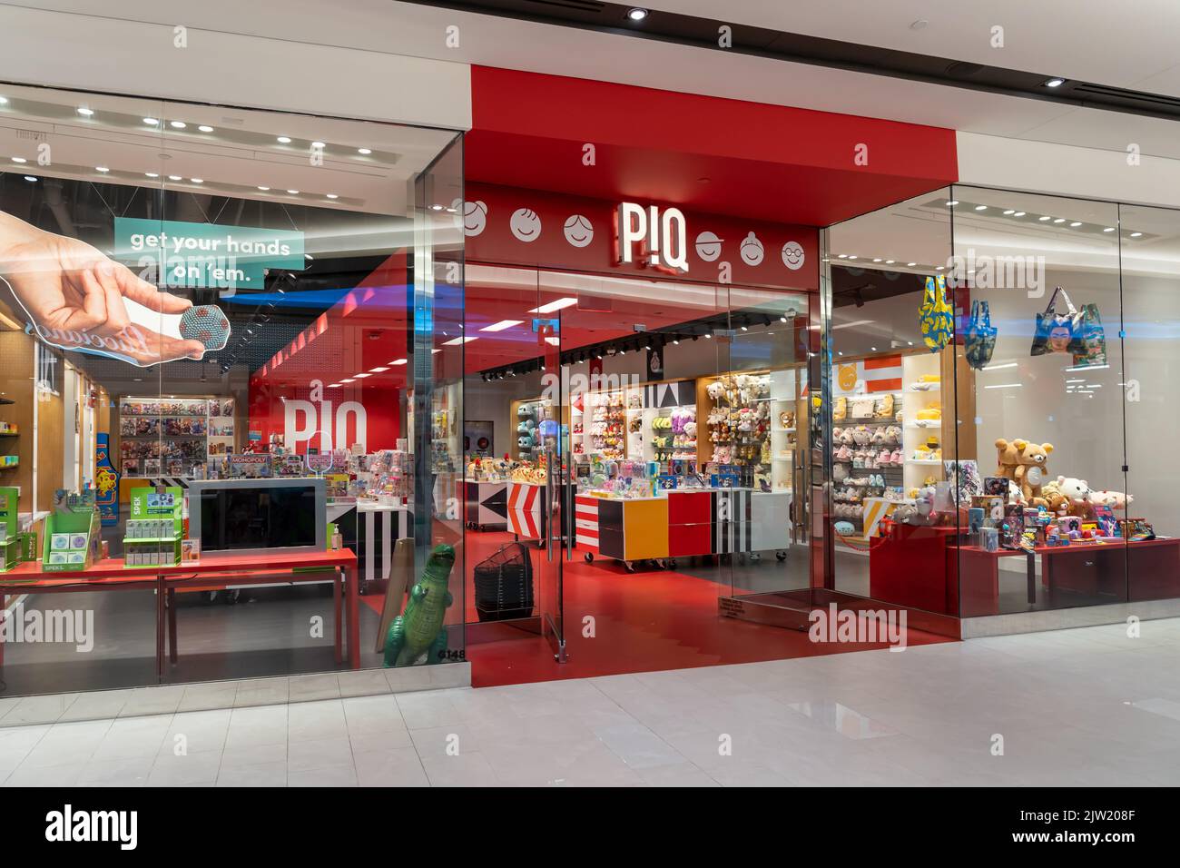 American dream shopping mall hi-res stock photography and images - Alamy