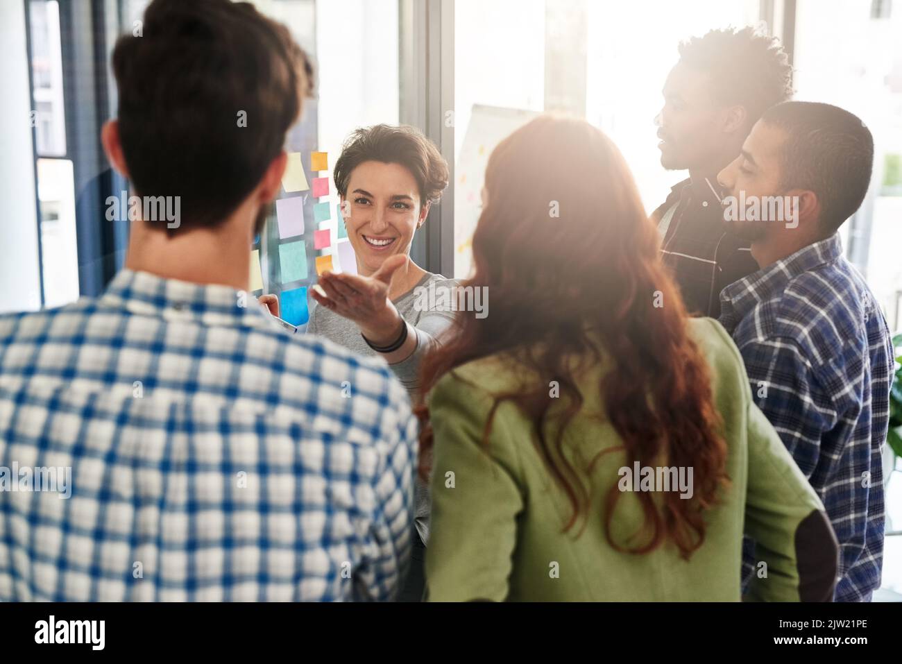 Thats a great idea. a group of colleagues having an office meeting ...