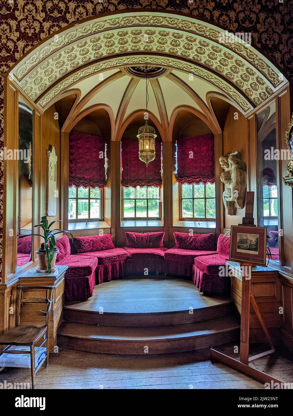Lyme park mansion house hi-res stock photography and images - Alamy