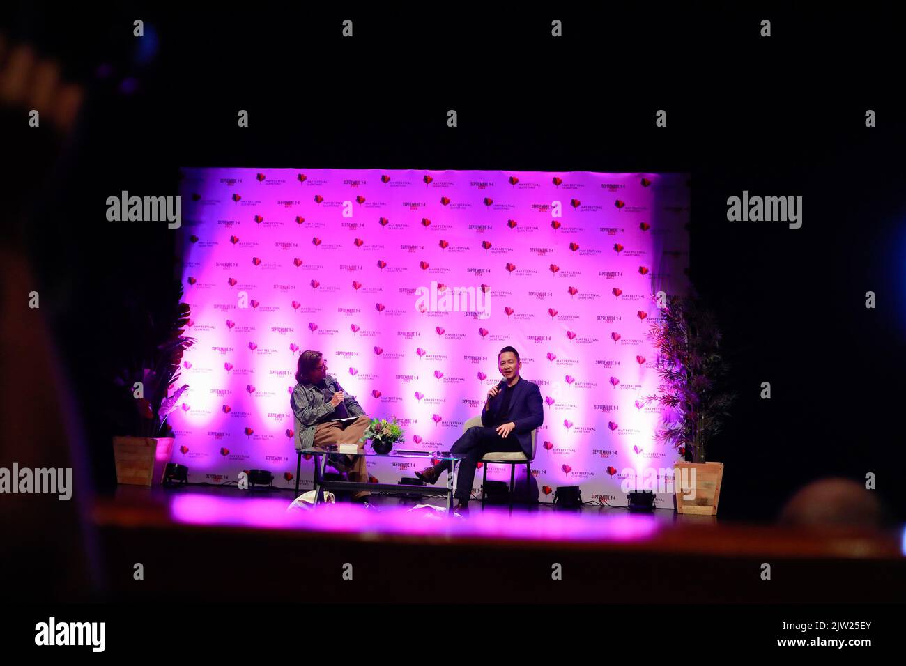 Queretaro, Mexico. 02nd Sep, 2022. Viet Thanh Nguyen (R) speaks with ...