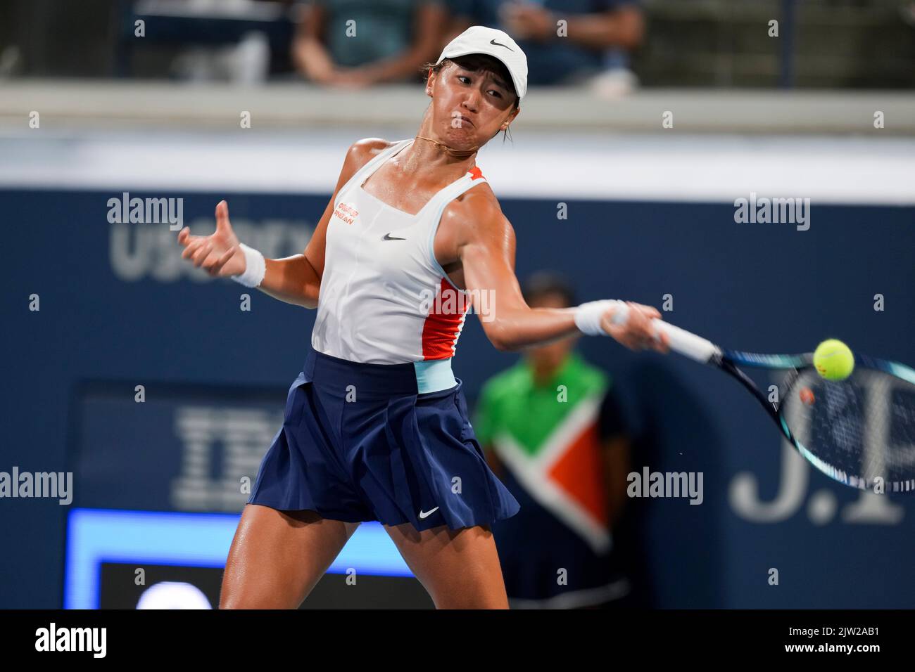 Alison liu hi-res stock photography and images - Alamy