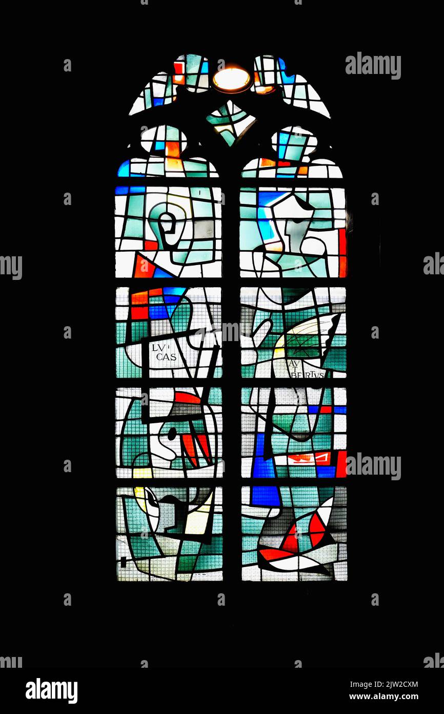 Chapel of the Madeleine, Contemporary stained-Glass windows, Brussels ...