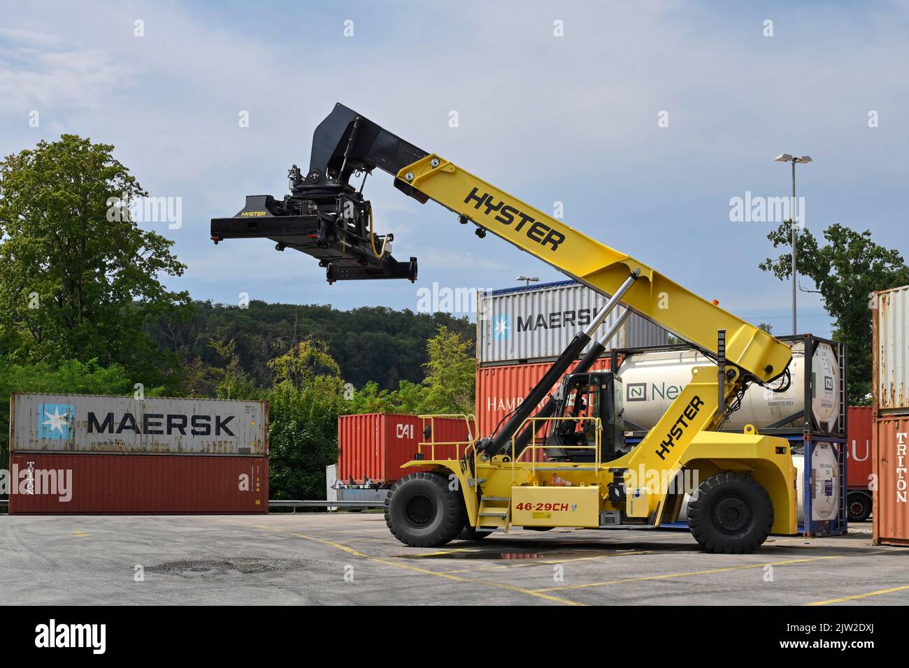 Hyster container stacker Stock Photo - Alamy
