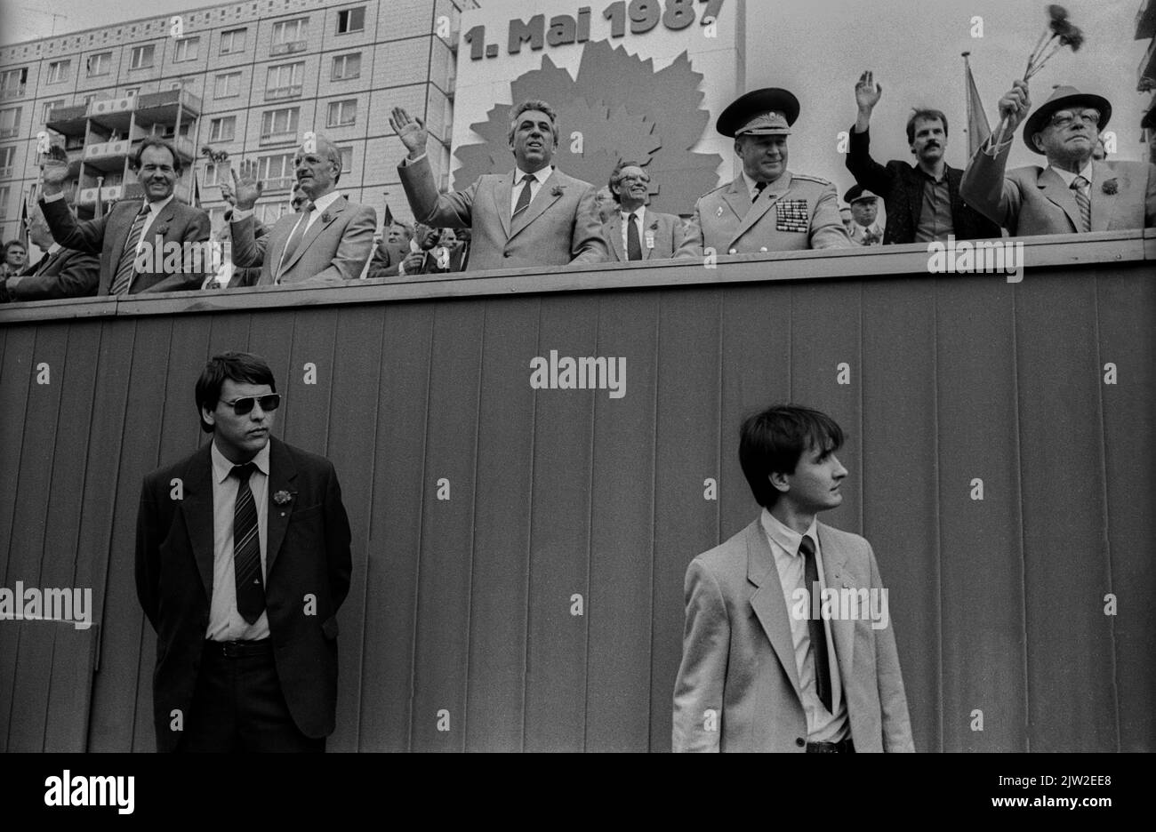 GDR, Berlin, 01. 05. 1987, 1. May rally 1987 on Karl-Marx-Allee ...
