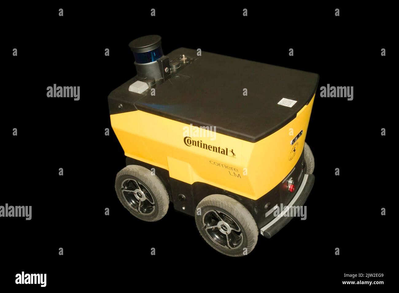 Continental presents Corriere LM, its robot for last-mile delivery ...