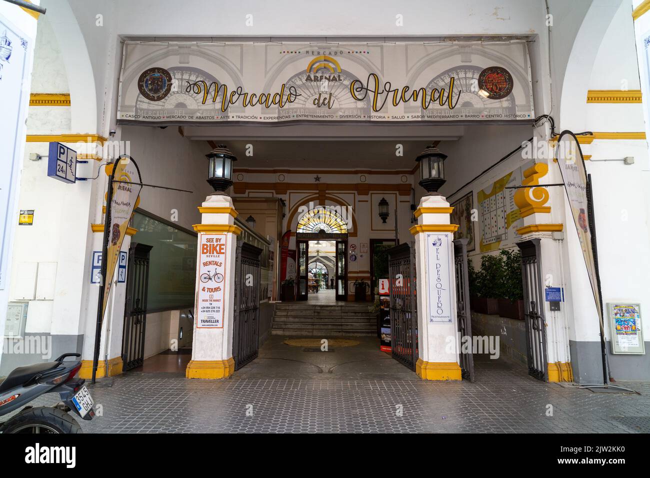 Mercado del Arenal, City of Seville, Spain Stock Photo - Alamy