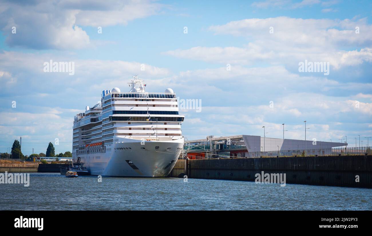 Hamburg, Germany. 01st Sep, 2022. The cruise ship "MSC Magnifica" of ...