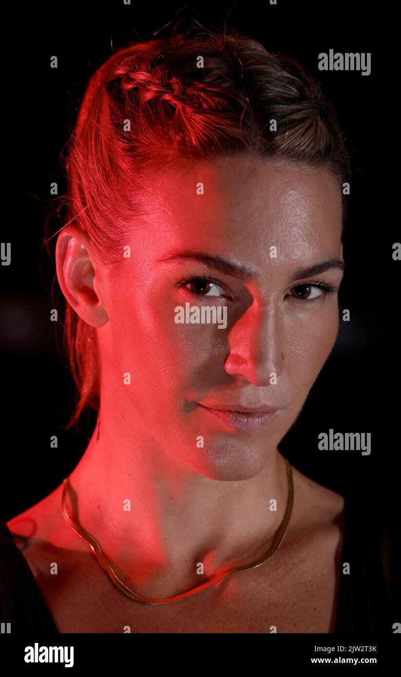 Mikaela mayer boxing hi-res stock photography and images - Alamy