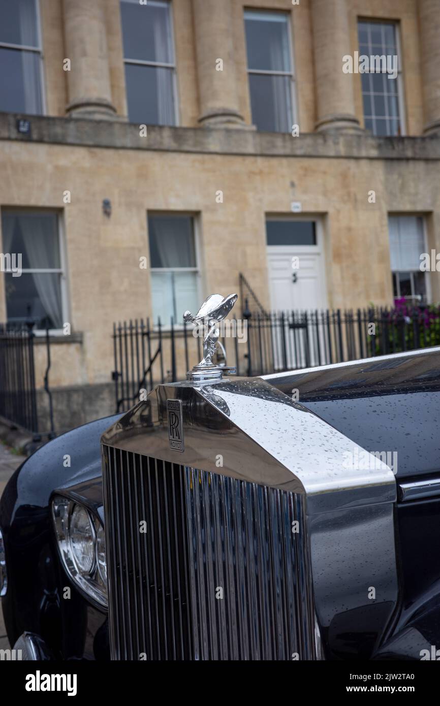 Rolls Royce Phantom VI Spirit of Ecstasy outside the Royal Crescent ...