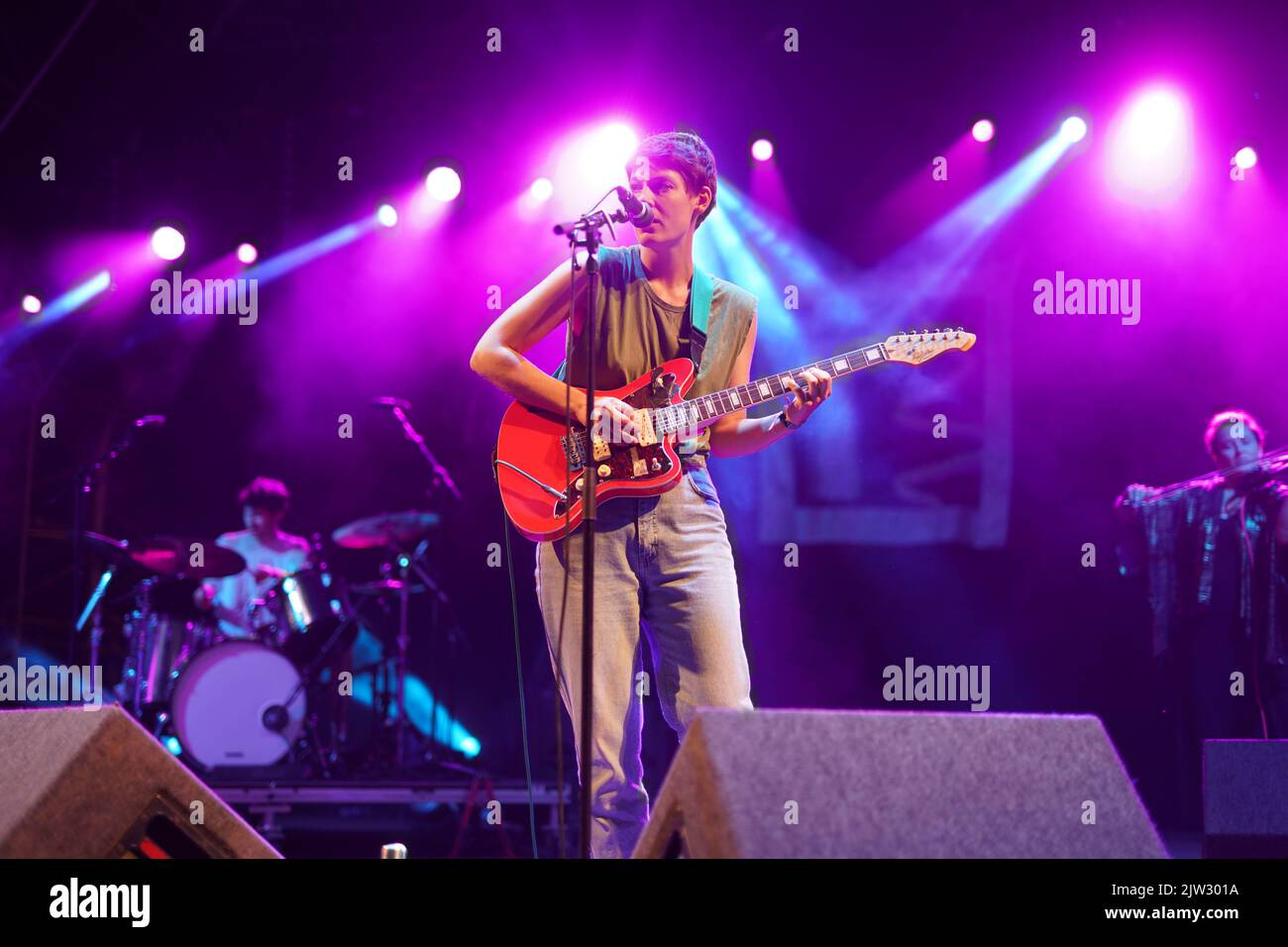 Dorset, UK. Friday, 2 September, 2022. Dana Margolin of Porridge Radio ...