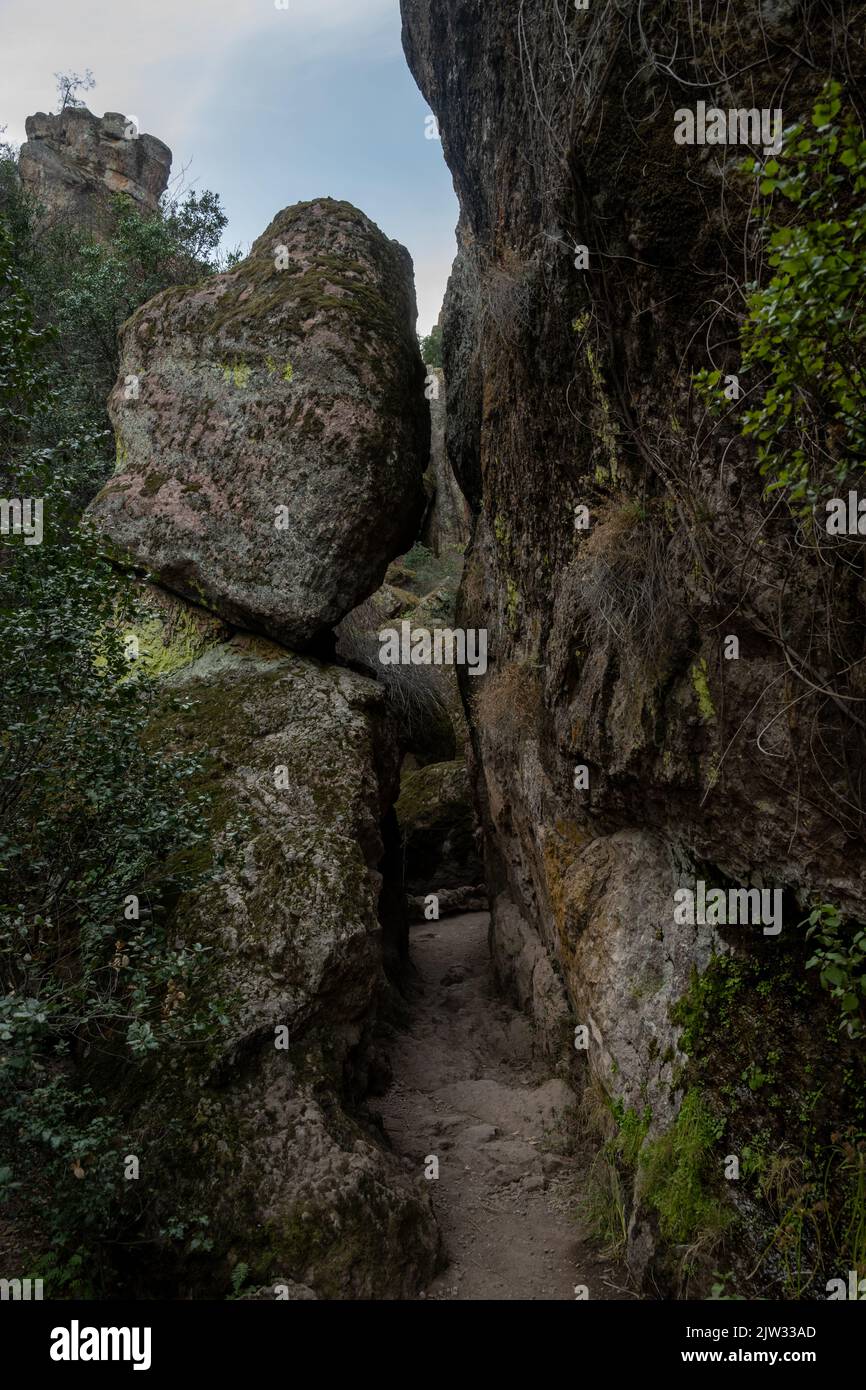 Narrow Pathway Through The Rocks of Bear Gulch Trail in Pinnacles ...