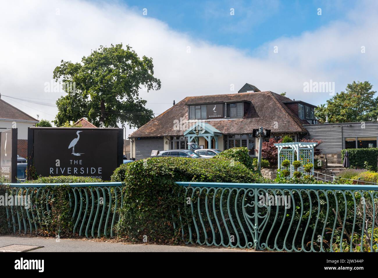 The Riverside pub or inn on the River Stour near Christchurch, Dorset ...