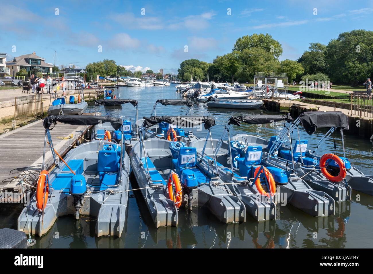 Bournemouth boating services hi-res stock photography and images - Alamy