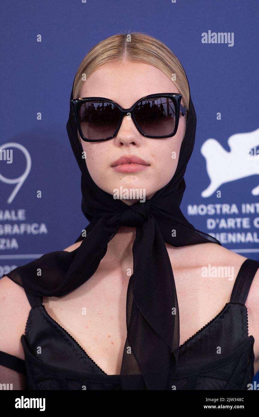 Mia Goth arriving at the Pearl Photocall during the 79th Venice International Film Festival ...