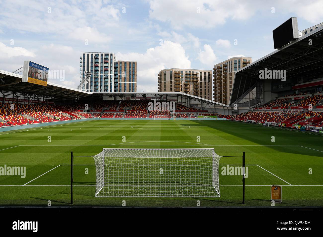 3rd September 2022; Gtech Community Stadium, Brentford, London, England ...