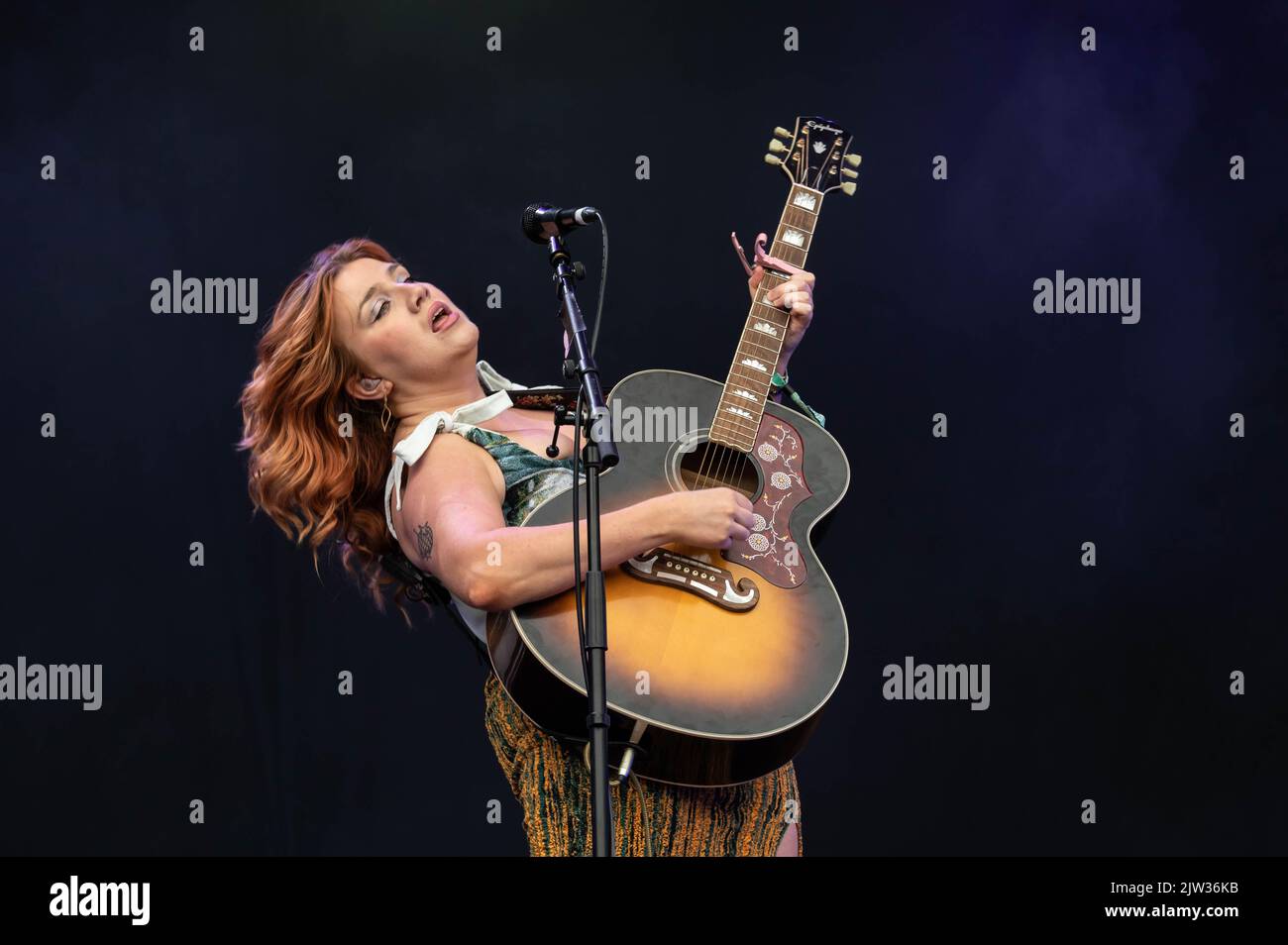 Cmat - Playing Guitar and Singing at Connect Festival Edinburgh 2022 ...