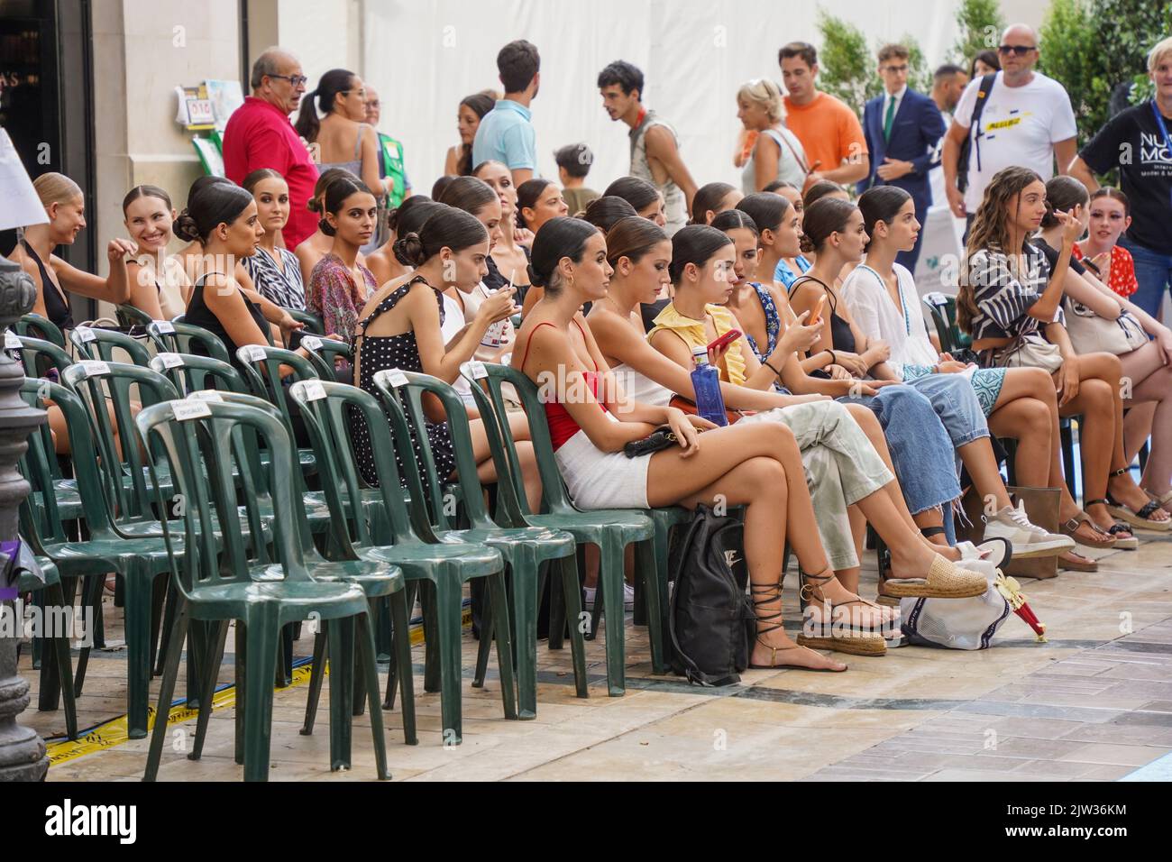 Young models hi-res stock photography and images - Alamy