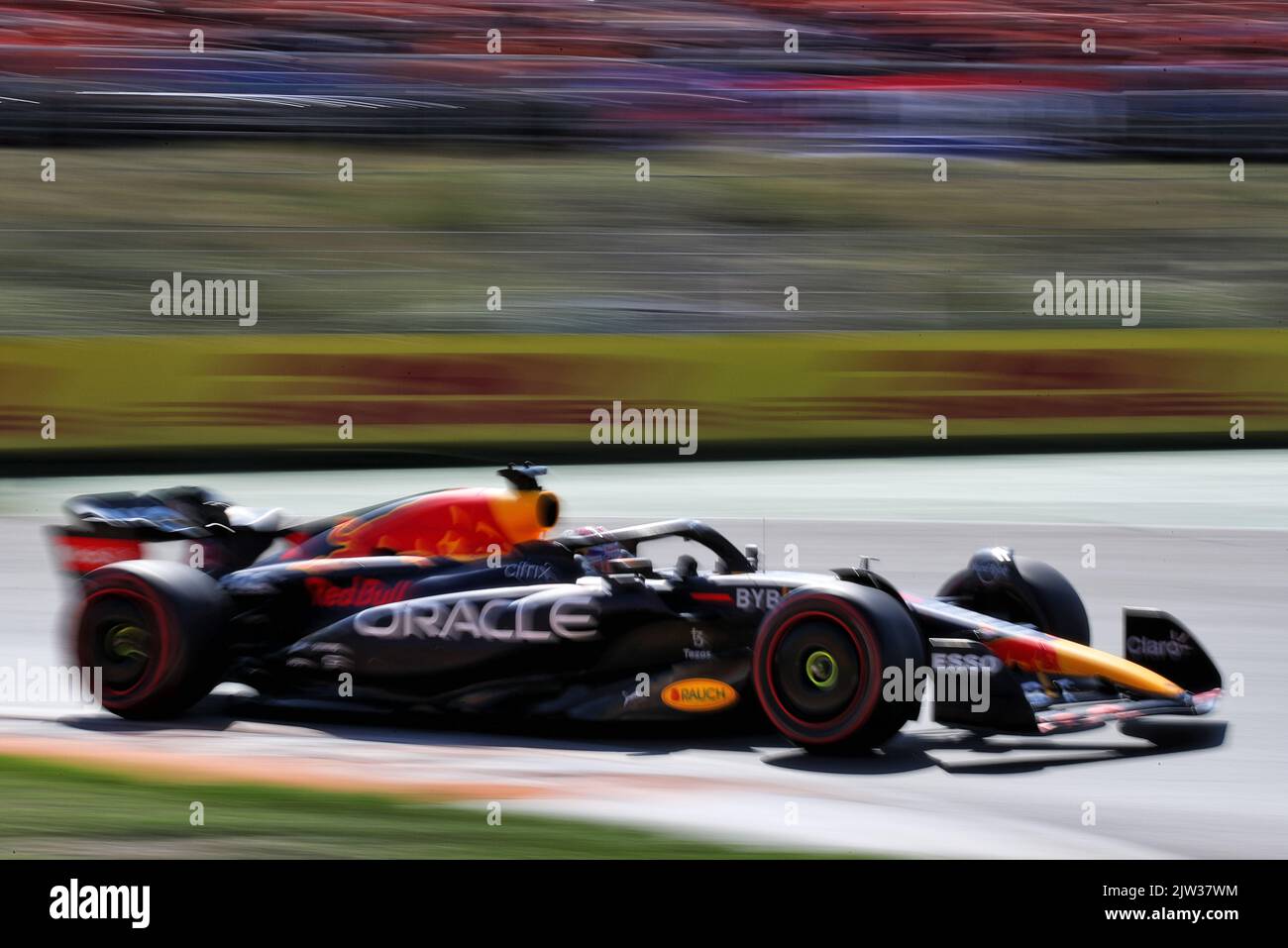 Max Verstappen (NLD) Red Bull Racing RB18. Dutch Grand Prix, Saturday ...
