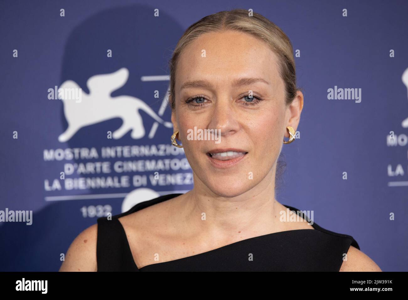 Lido Di Venezia, Italy. 02nd Sep, 2022. Chloe Sevigny attends the ...