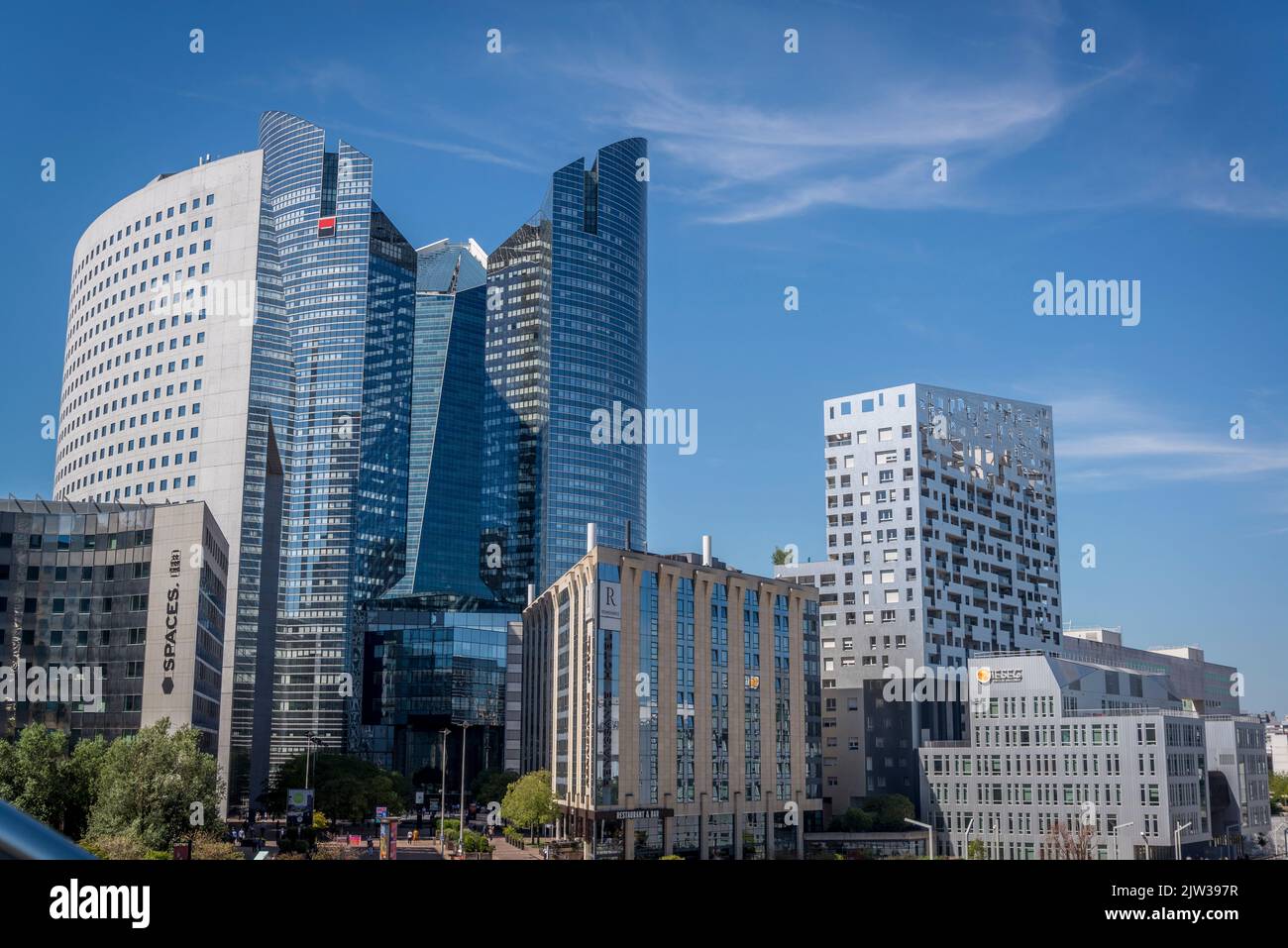 La Defense, a major business district located 3 kilometres west of the ...