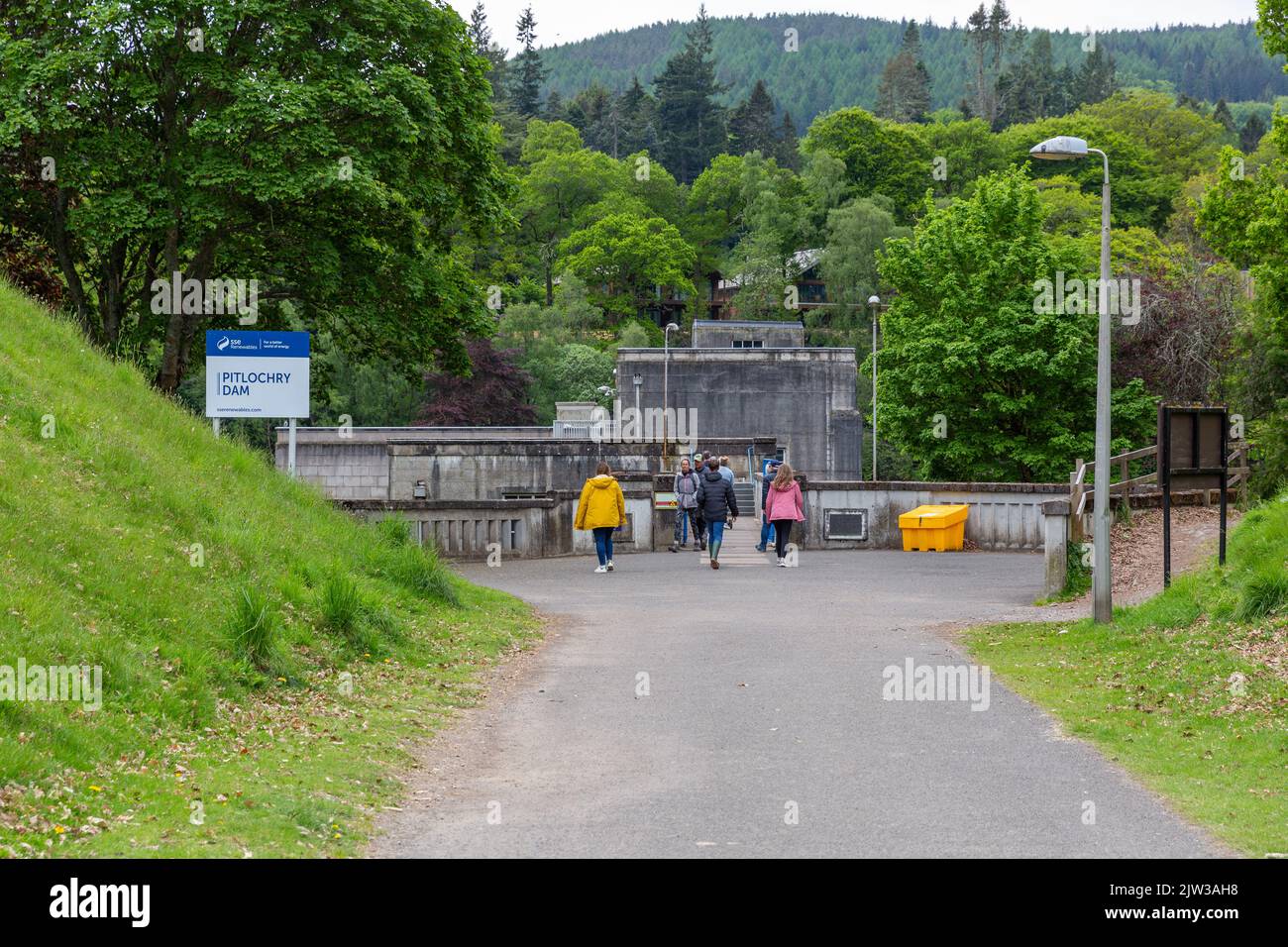 Pitlochry dam scotland visitor centre hi-res stock photography and ...