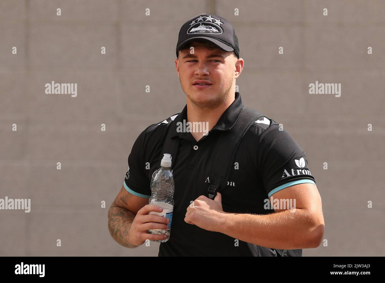 Denive Balmforth #33 of Hull FC arrives at MKM Stadium, Hull, United ...